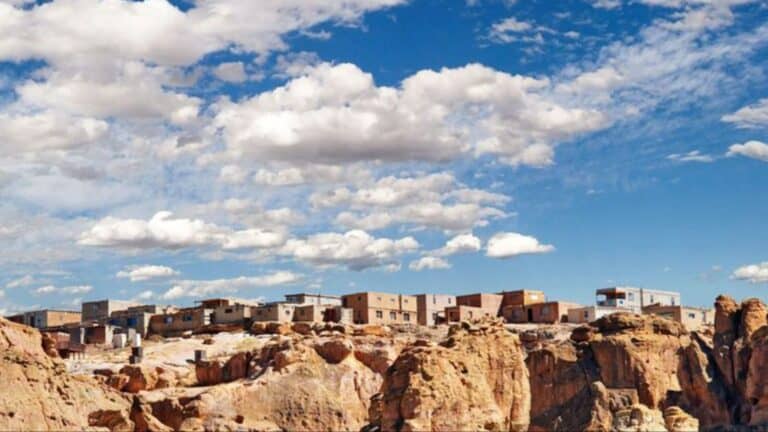 Uncovering 6 Hidden Gems of Native American Architecture – DecoFond