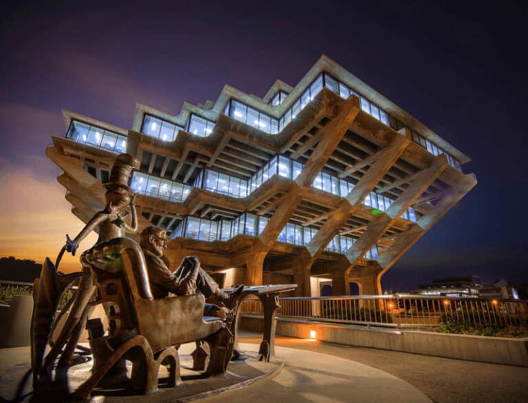 10 Fascinating Facts About Geisel Library’s Futuristic Design – DecoFond