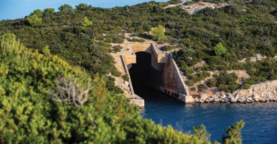 7 Eerie Cold War Sites Left Untouched by Time – DecoFond