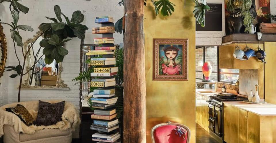 9 Times Intentional Clutter Actually Looked Chic (Yes, Really!) – DecoFond