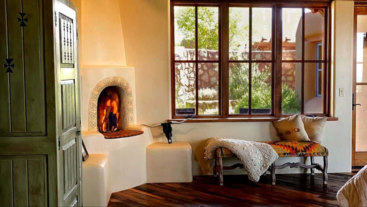 Dreaming of Santa Fe? 12 Interiors You’ll Want to Live In – DecoFond