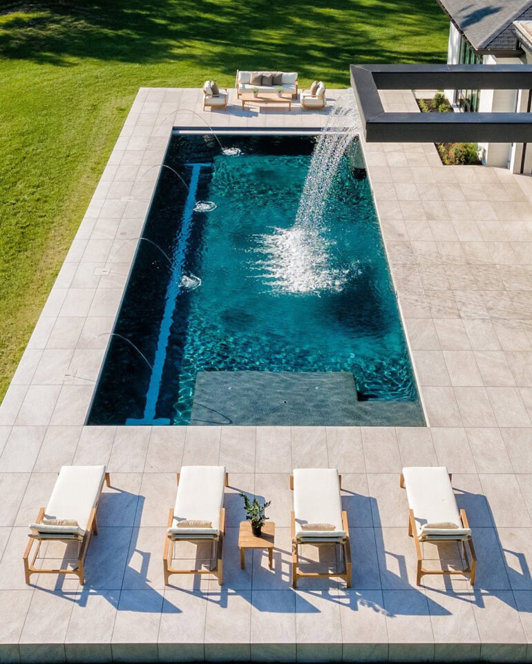 10 Outrageously Luxe Pool Villas We’ll Probably Never Afford – DecoFond
