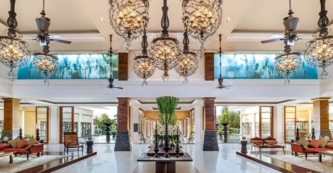 10 Most Luxurious Hotel Lobbies That Will Blow Your Mind – DecoFond
