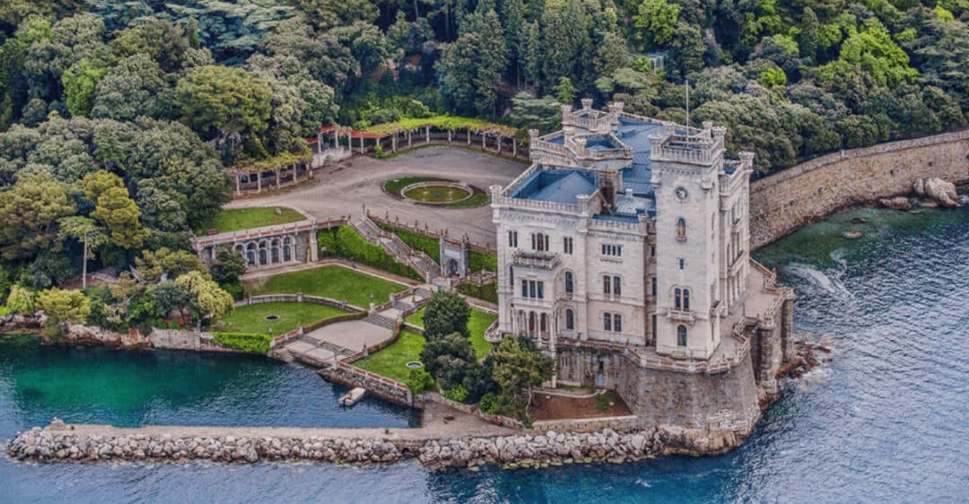 10 Must-See Castles in Italy That Are Steeped in History and Charm ...