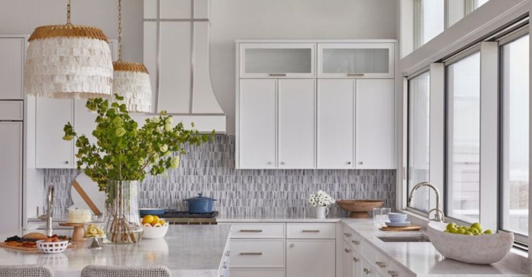 10 Inspiring Ideas That Prove White Kitchens Don’t Have to Be Boring ...