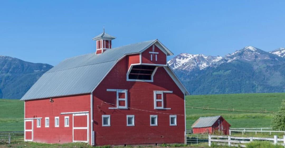 10 Classic Barns Across the USA Worth The Visit – DecoFond