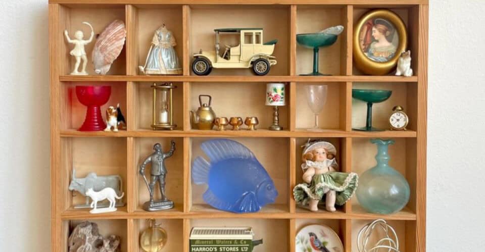 10 Clever Ways to Display Your Knick-Knacks Without Looking Cluttered ...