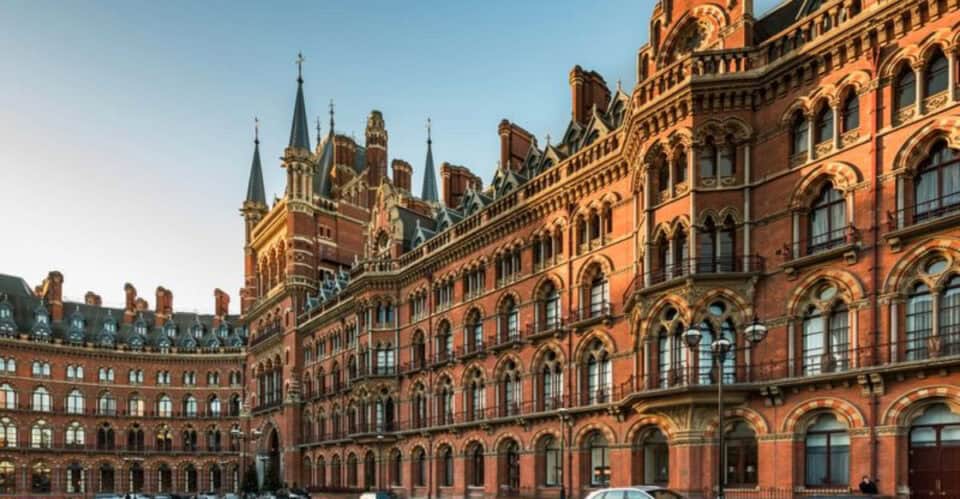 10 Of The Most Beautiful Brick Buildings Around The World – DecoFond