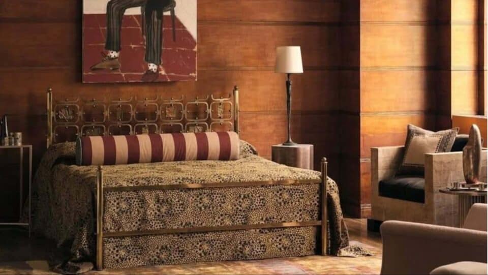 The Bold Return of Mid-Century Medieval Style – DecoFond