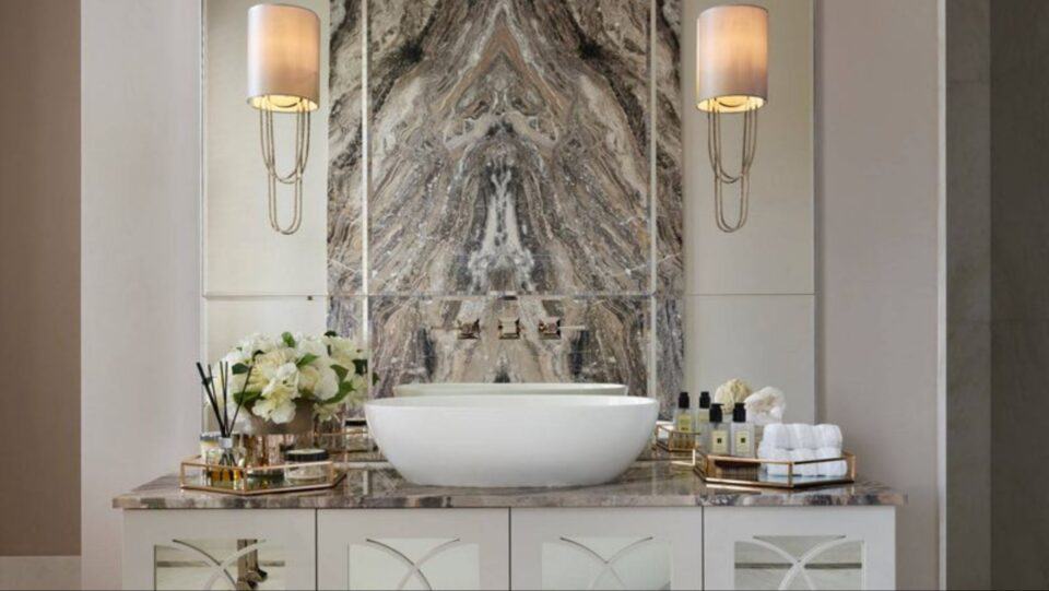 10 Creative Ways to Use Mirror Tiles in Your Decor – DecoFond