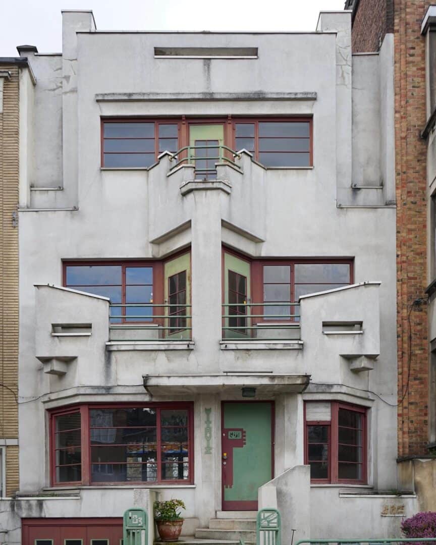 10 Old-School Residential Buildings That Were Made With Beauty in Mind ...