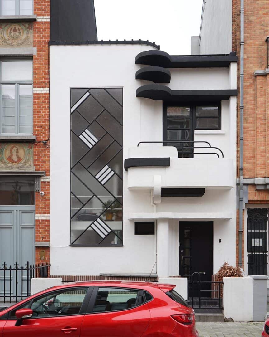 10 Old-School Residential Buildings That Were Made With Beauty in Mind ...